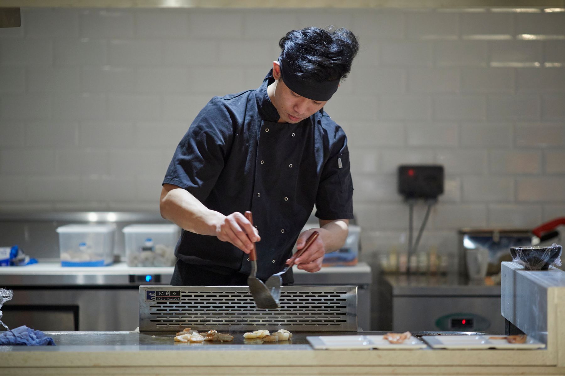 CHEF DE PARTIE - World Buffet Restaurants | Authentic World Kitchen | COSMO